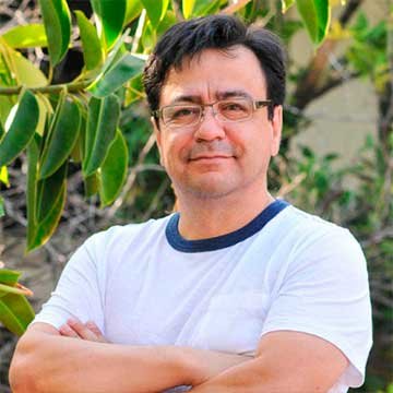Claudio Fuentes | CIIR
